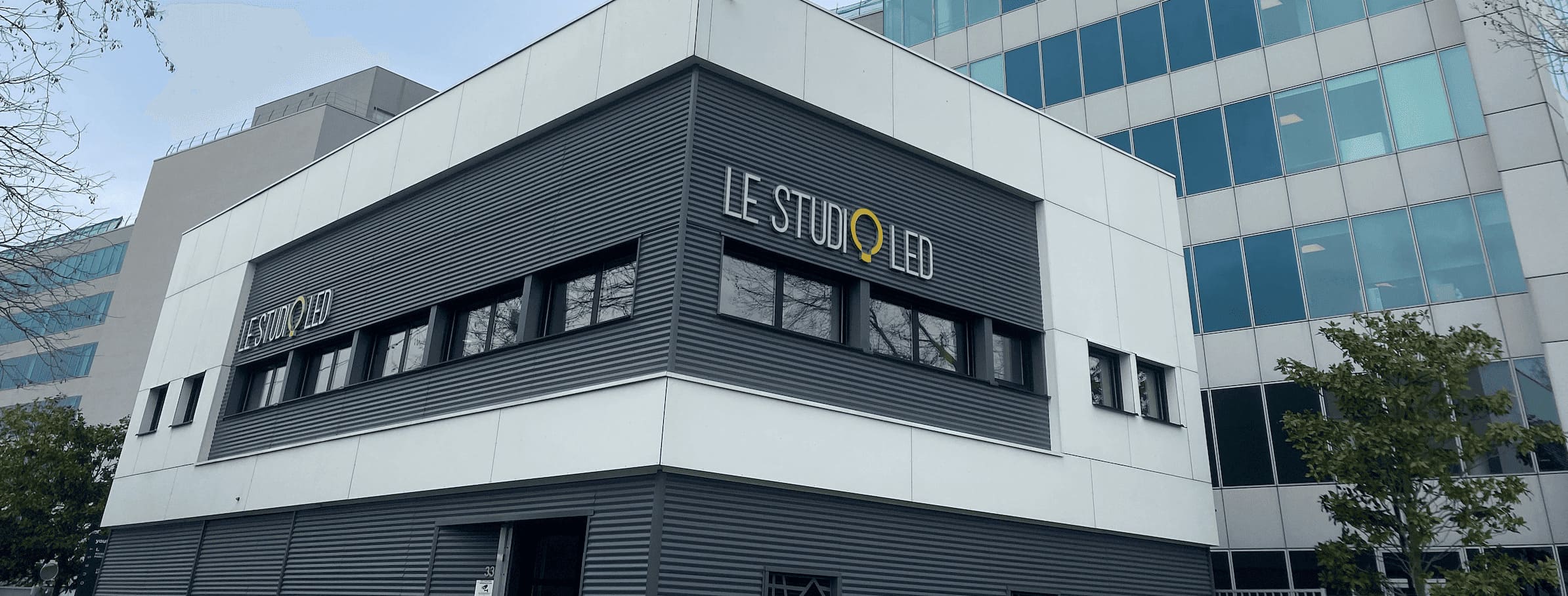 LE STUDIO LED